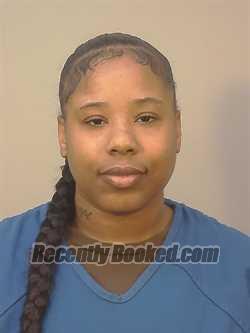 Recent Booking / Mugshot for KIMINIQUE DEJONEE ARMOUR in Dane County ...