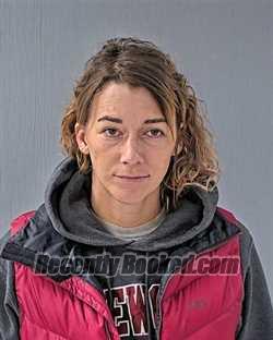 Recent Booking / Mugshot for AMBER ELAINE MASHBURN in Dodge County ...