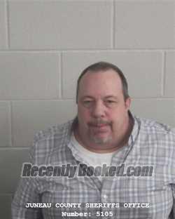 Recent Booking / Mugshot for DAVID LEE BECKER in Juneau County, Wisconsin