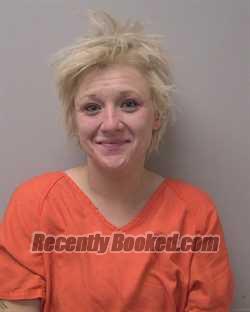 Recent Booking / Mugshot for CIERA CAROLYN GRAY in Marathon County ...
