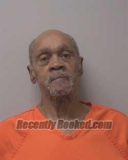 Recent Booking / Mugshot for DWAYNE MILLER DOUGLAS in Marathon County ...