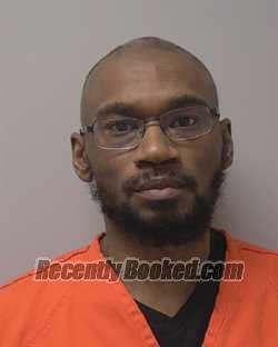 Recent Booking / Mugshot for ERIC CARDELL MAHOLMES in Marathon County ...