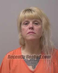 Recent Booking / Mugshot for JESSICA MARIE SHELTON in Marathon County ...