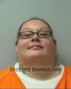 Recent Booking / Mugshot for TRINA LYNN CRAWFORD in Marathon County ...