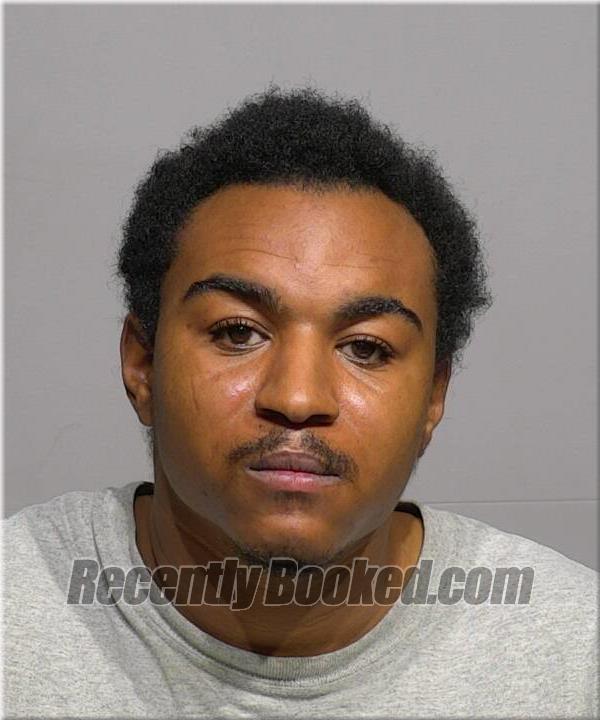 Recent Booking / Mugshot for Johnny Lovett in Milwaukee County, Wisconsin
