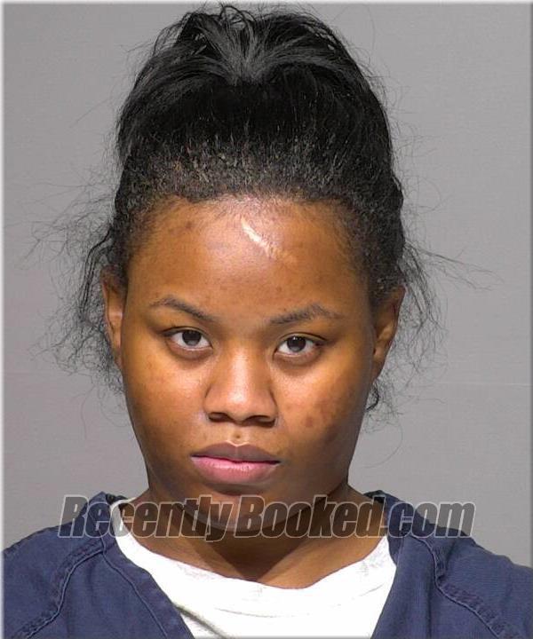 Recent Booking / Mugshot for Tierra Riser in Milwaukee County, Wisconsin