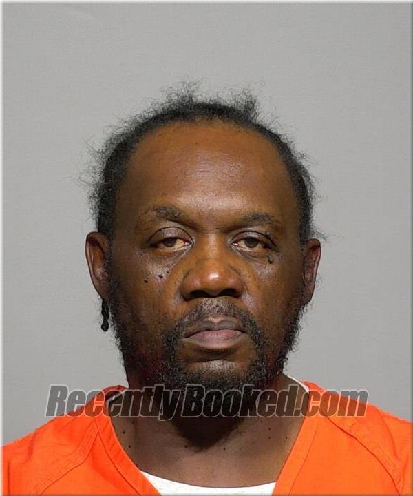 Recent Booking / Mugshot for Robert Luckett in Milwaukee County, Wisconsin