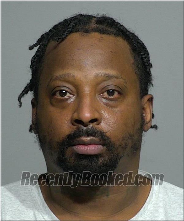 Recent Booking / Mugshot for Marcus Newson in Milwaukee County, Wisconsin