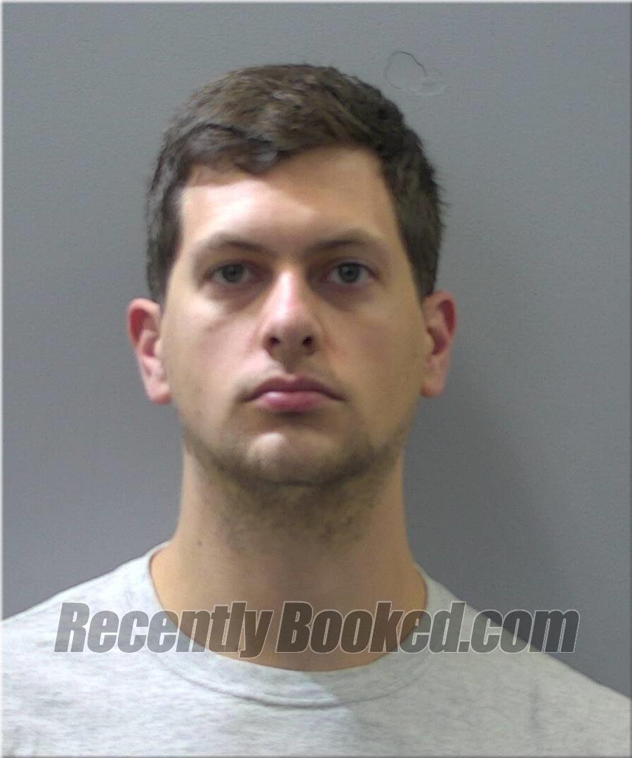 Recent Booking / Mugshot for Max Courtney in Milwaukee County, Wisconsin