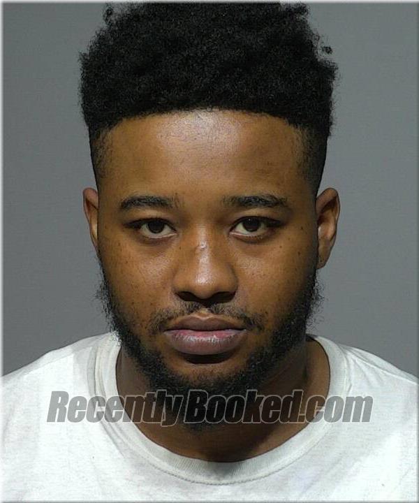 Recent Booking / Mugshot for Reginald Crawford in Milwaukee County ...