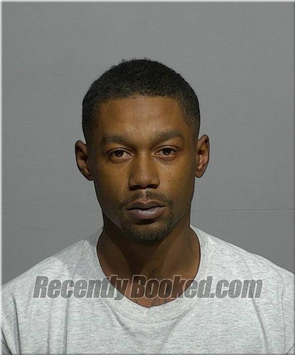 Recent Booking / Mugshot for Devon Winston in Milwaukee County, Wisconsin