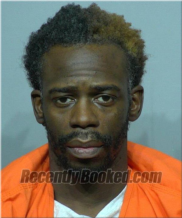 Recent Booking / Mugshot for Kenneth Brown in Milwaukee County, Wisconsin