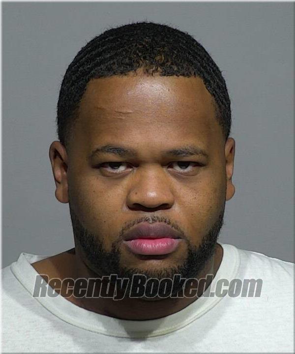 Recent Booking / Mugshot for Kenneth Love in Milwaukee County, Wisconsin