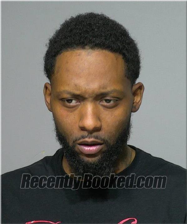 Recent Booking / Mugshot for Julius Gonzalez in Milwaukee County, Wisconsin