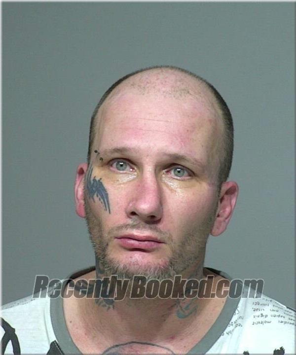 Recent Booking / Mugshot for Aaron Hess in Milwaukee County, Wisconsin