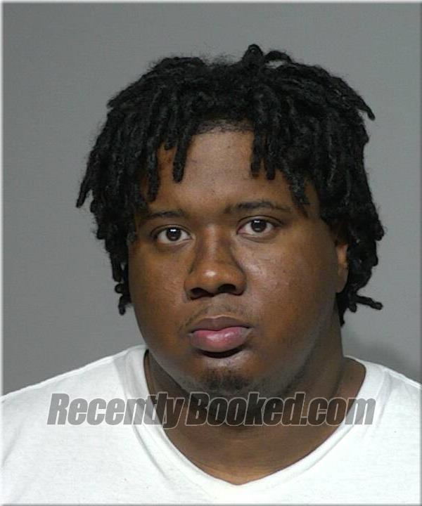Recent Booking / Mugshot for Lance Lucas in Milwaukee County, Wisconsin