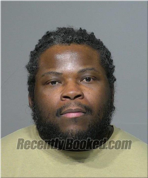 Recent Booking / Mugshot for Kendrick Banks in Milwaukee County, Wisconsin