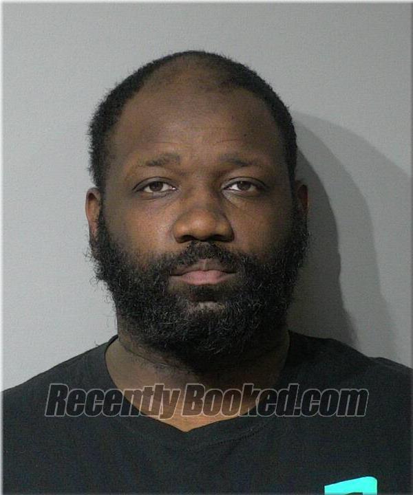 Recent Booking / Mugshot for Joshua McClellan in Milwaukee County ...