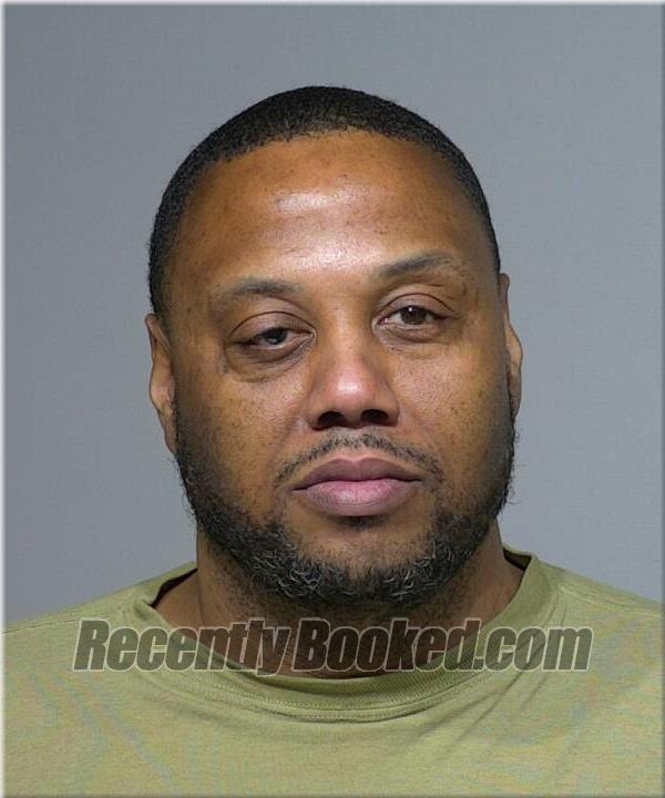 Recent Booking / Mugshot for Anton Hamilton in Milwaukee County, Wisconsin