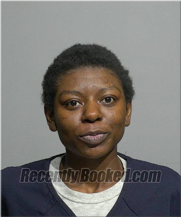 Recent Booking / Mugshot for Sharonda Smith in Milwaukee County, Wisconsin