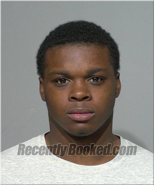 Recent Booking / Mugshot for Emmanuel Green in Milwaukee County, Wisconsin