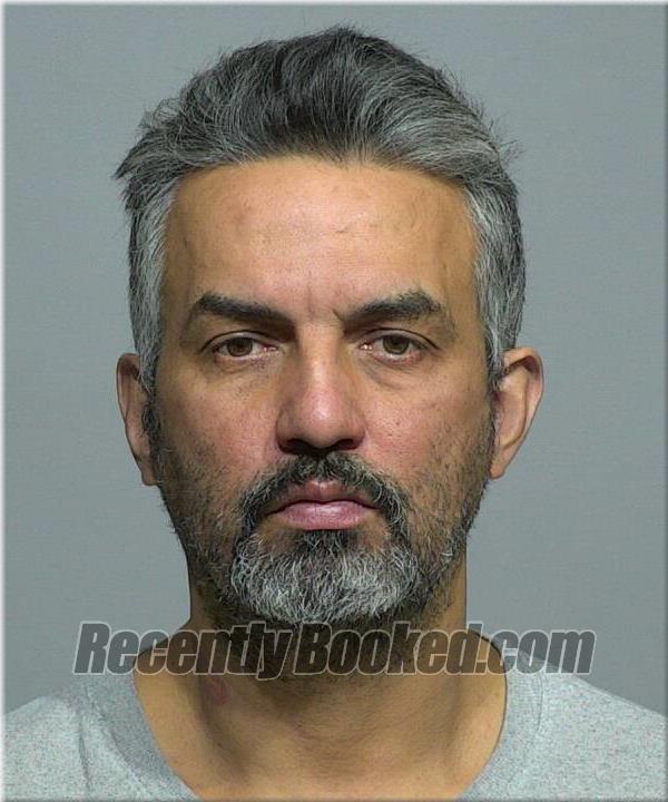 Recent Booking / Mugshot for Gilberto Viera Colon in Milwaukee County ...