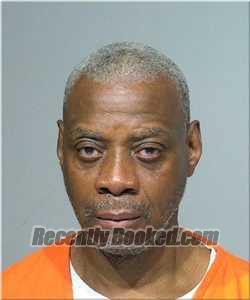 Recent Booking / Mugshot for Lorenzo Harris in Milwaukee County, Wisconsin