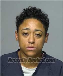 Recent Booking / Mugshot for Antonia Crawford in Milwaukee County, Wisconsin