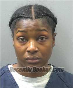 Recent Booking / Mugshot for Laqueisha Johnson in Milwaukee County ...