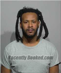 Recent Booking / Mugshot for Lowell Allen in Milwaukee County, Wisconsin