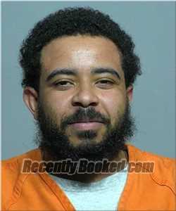 Recent Booking / Mugshot for Tony Finch in Milwaukee County, Wisconsin