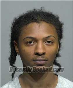 Recent Booking / Mugshot for Daishun Graham in Milwaukee County, Wisconsin