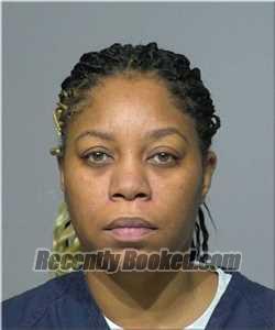 Recent Booking / Mugshot for Raven Nailer in Milwaukee County, Wisconsin