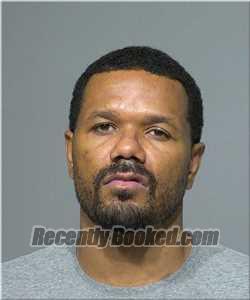 Recent Booking / Mugshot for Earnest Harris in Milwaukee County, Wisconsin