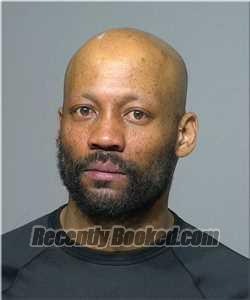 Recent Booking / Mugshot for Christopher Williams in Milwaukee County ...