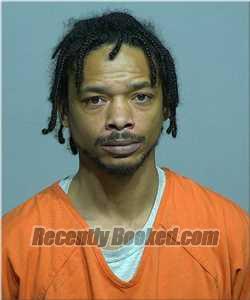 Recent Booking / Mugshot for Cedric Moore in Milwaukee County, Wisconsin