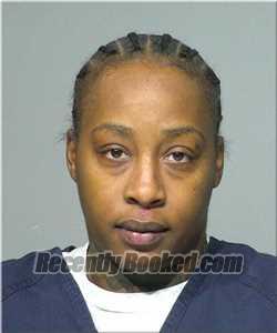 Recent Booking / Mugshot for Junise Thompkins in Milwaukee County ...