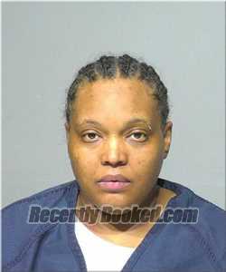 Recent Booking / Mugshot for Shamika Moore in Milwaukee County, Wisconsin