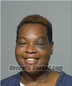 Recent Booking / Mugshot for Lisa Barfield-Wilson in Milwaukee County ...