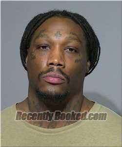 Recent Booking / Mugshot for Demetrius Pearson in Milwaukee County ...