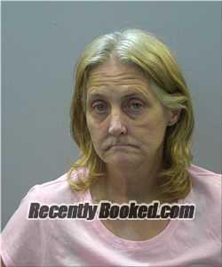 Recent Booking / Mugshot for Carol Noll in Milwaukee County, Wisconsin