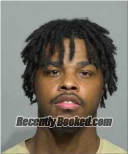 Recent Booking / Mugshot for Detavius McKillion in Milwaukee County ...