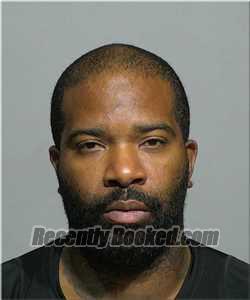 Recent Booking / Mugshot for Lashawn Macmuriphie in Milwaukee County ...