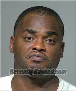 Recent Booking / Mugshot for Stephon Williams in Milwaukee County ...