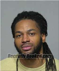 Recent Booking / Mugshot for Christopher Lott in Milwaukee County ...