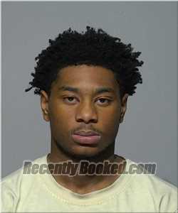 Recent Booking / Mugshot for Tayshun Brown-Bratchett in Milwaukee ...