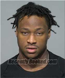 Recent Booking / Mugshot for Tavian Green in Milwaukee County, Wisconsin