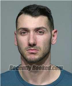 Recent Booking / Mugshot for Benjamin Berendsen in Milwaukee County ...