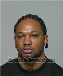 Recent Booking / Mugshot for Deshawn Thomas in Milwaukee County, Wisconsin