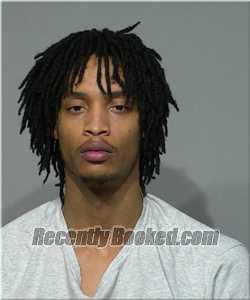 Recent Booking / Mugshot for Tavion Edmond in Milwaukee County, Wisconsin